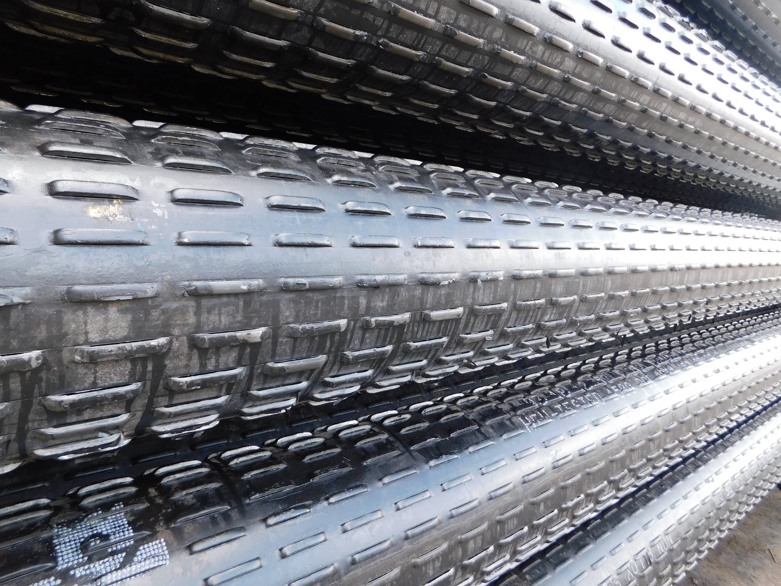 Ventajas del Tubo Ranurado Sobresaliente - TUBERÍA LAGUNATUBERÍA LAGUNA